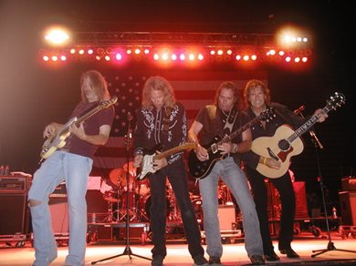 Satch Kerans Band performs with The Outlaws – Good Morning Gloucester